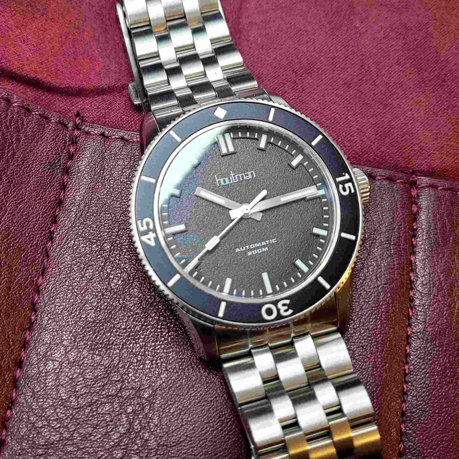 Pilbara Black Sand Dial Watch - Best Black Dive Watches